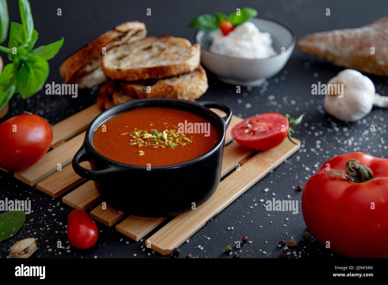 Tomato soup. Vegetable Soup, Tomato, Garlic, Toast, Bread, Onion ...