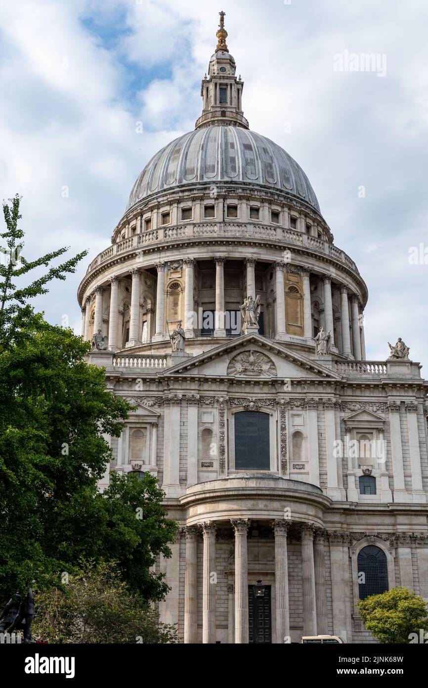 Anglican cathedral in london hi-res stock photography and images - Alamy