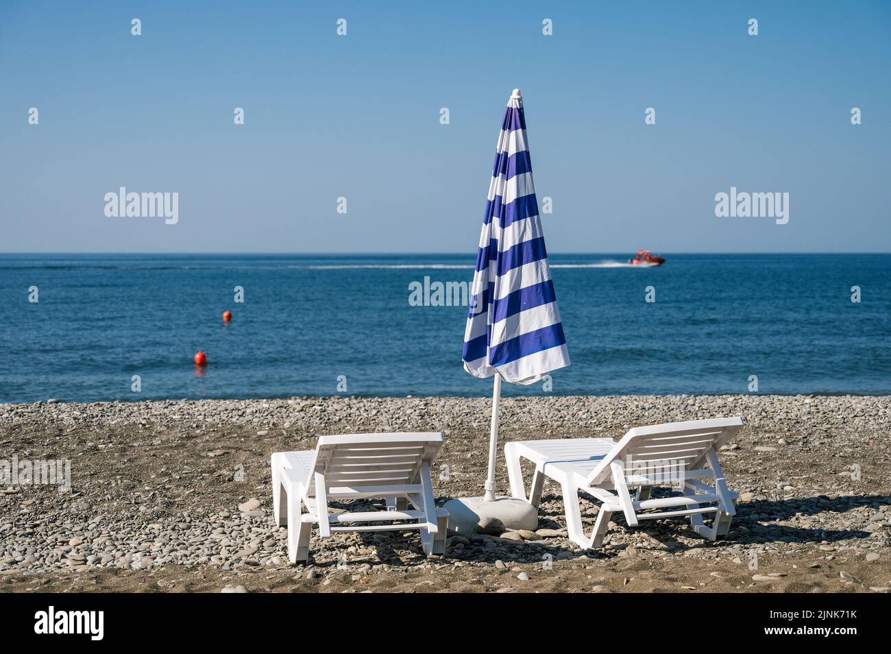 Bkac sea hi-res stock photography and images - Alamy