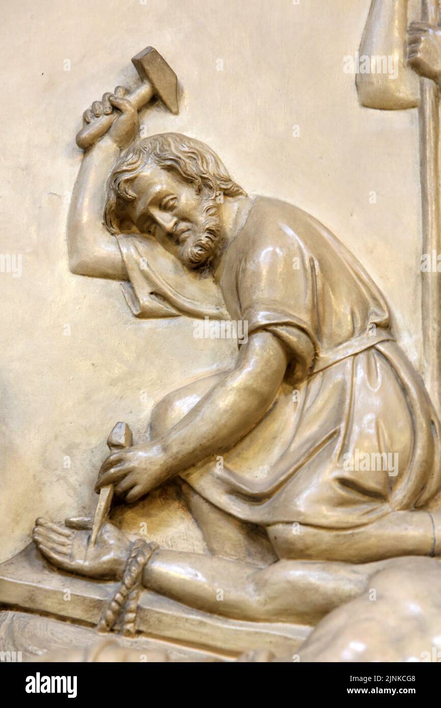 Marteau en croix hi-res stock photography and images - Alamy