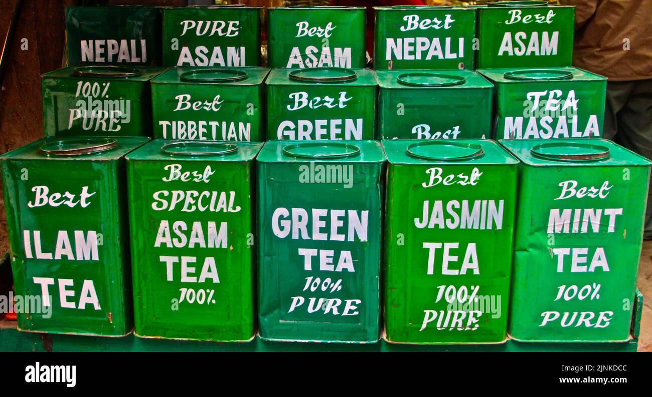 Assorted Tea Leaf Containers Stock Photo - Alamy