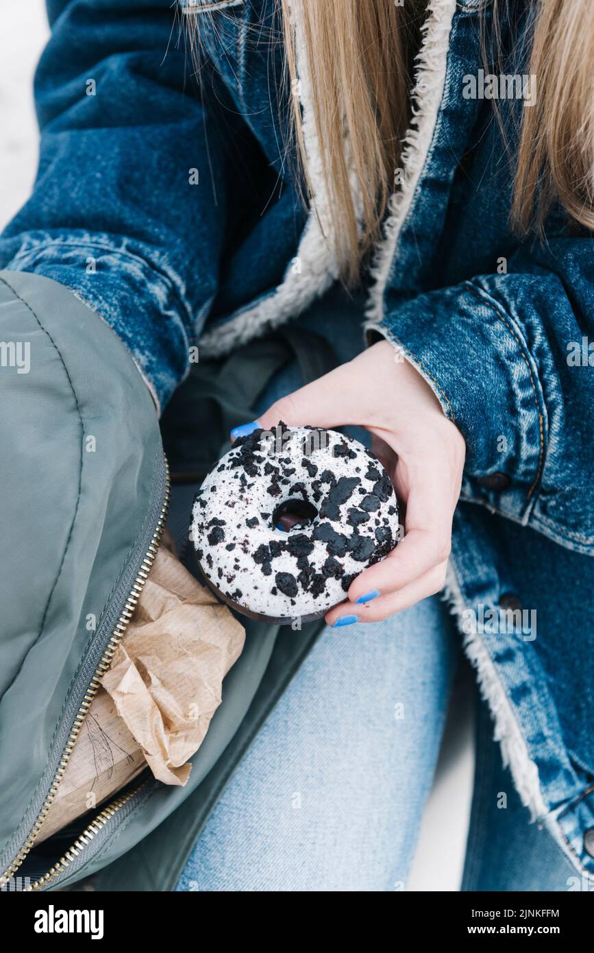 Unpacking snacks hi-res stock photography and images - Alamy