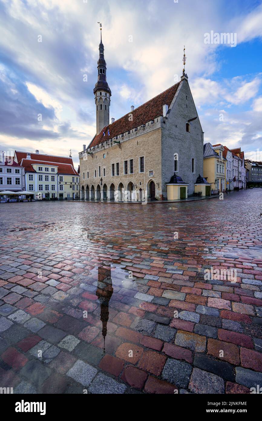 Tallinn main square estonia hi-res stock photography and images - Alamy