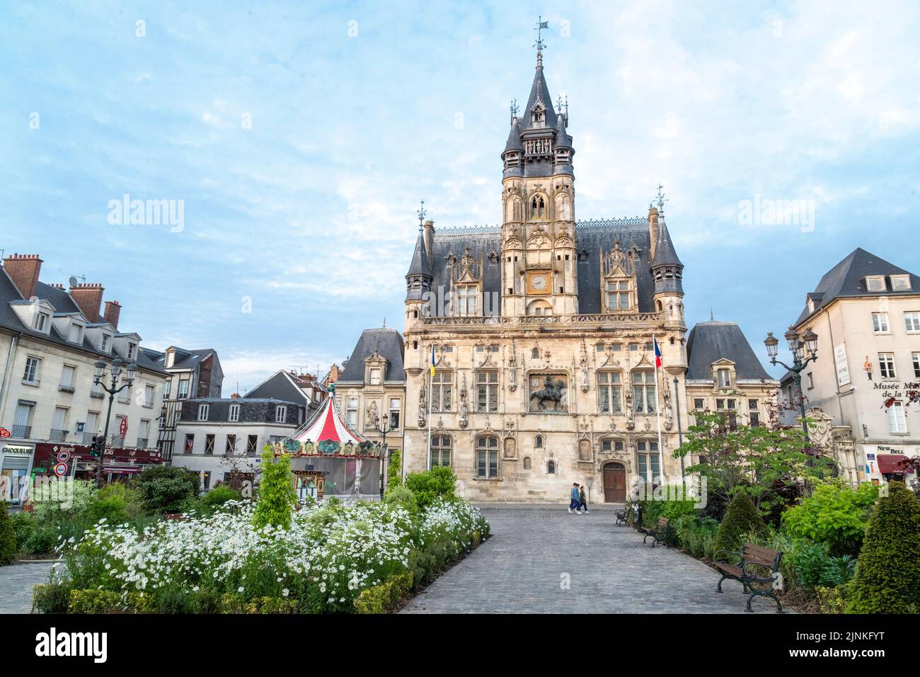 Architecture town hall hi-res stock photography and images - Alamy