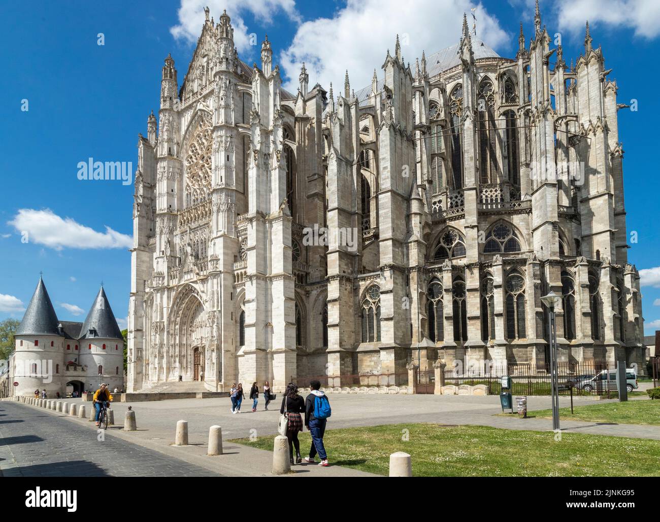 Beauvais hi-res stock photography and images - Alamy