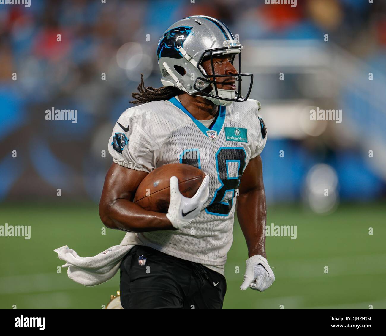 Charlotte roberts hi-res stock photography and images - Alamy