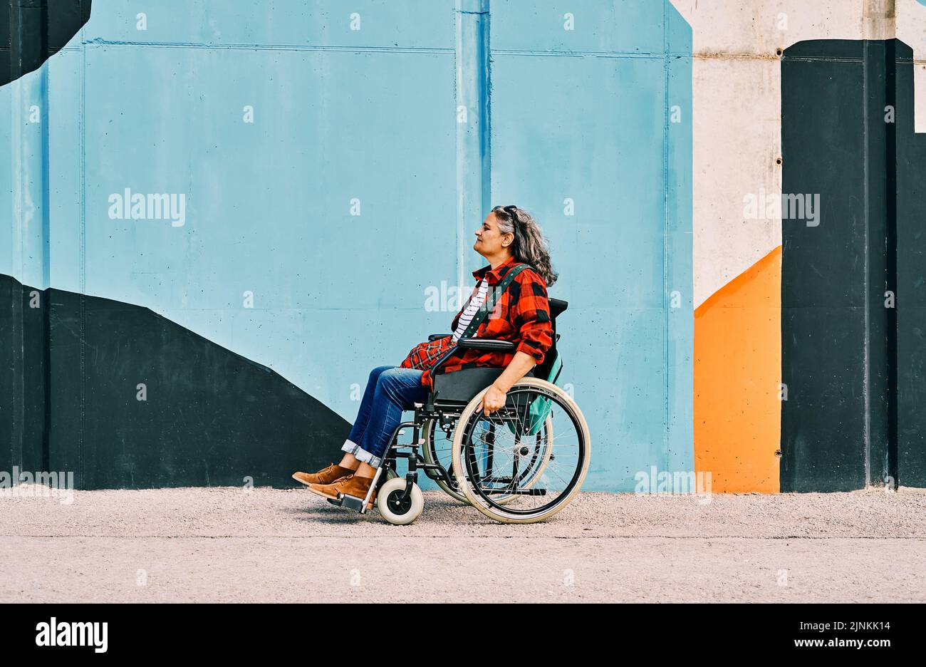 on the move, urban, wheelchair, on the moves, urbans, wheelchairs Stock ...