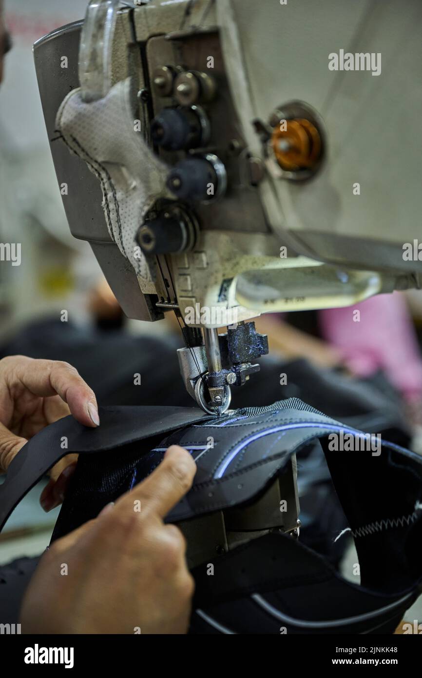 production, sewing, sewing machine, manufacture, schuhfabrik ...