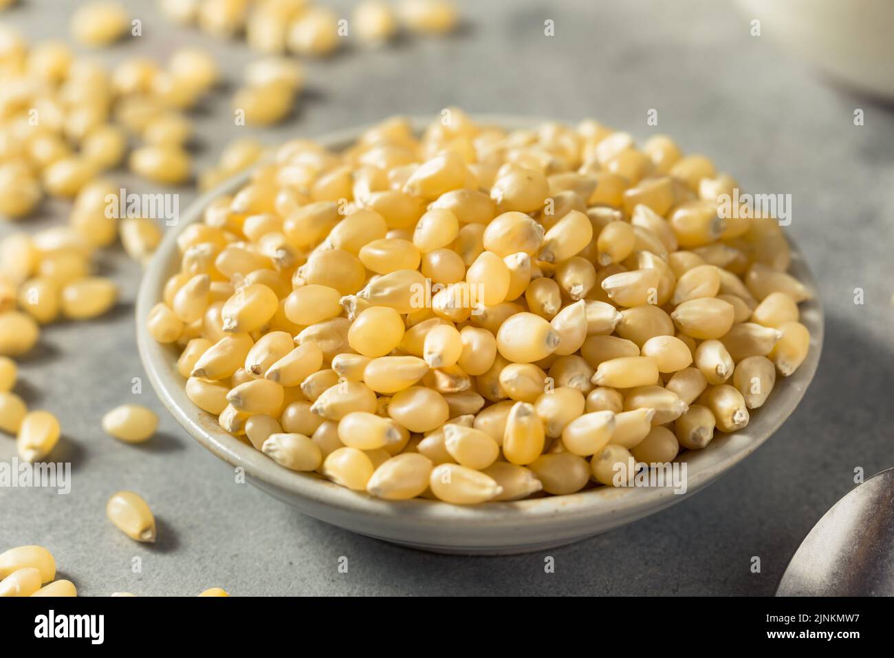 White corn kernels hi-res stock photography and images - Alamy