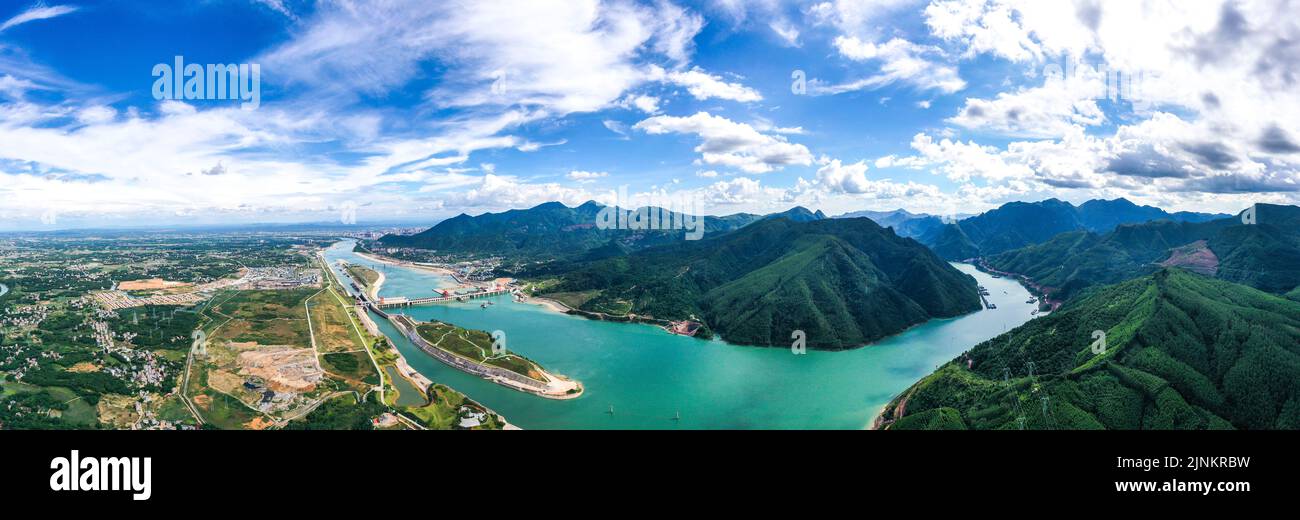 (220812) -- NANNING, Aug. 12, 2022 (Xinhua) -- Aerial photo shows the ...