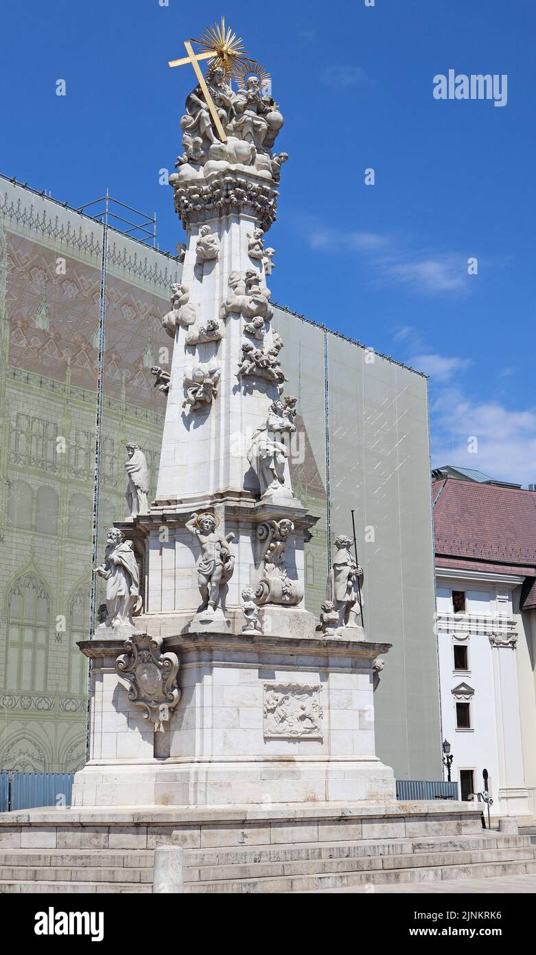 Trinity statue in Budapest city, Hungary Stock Photo - Alamy