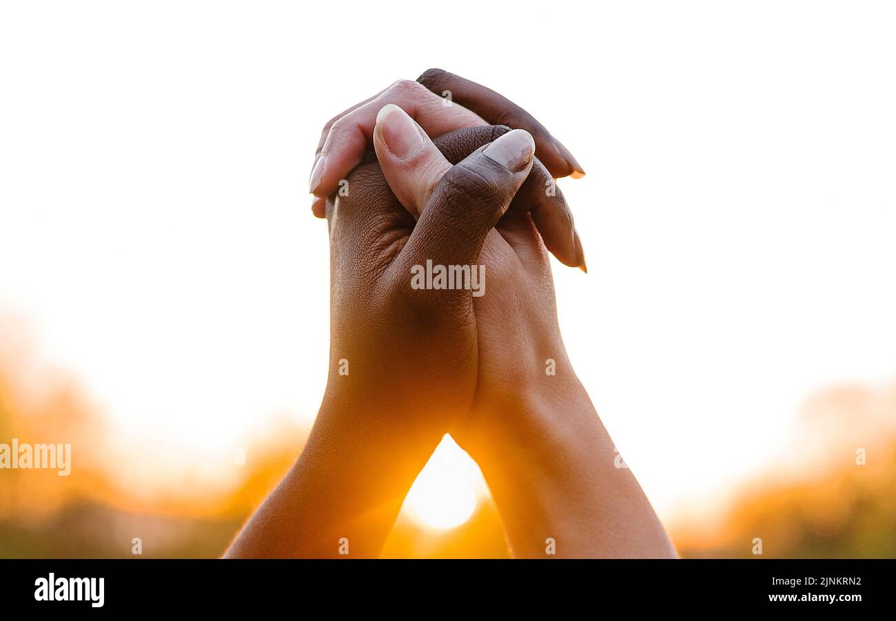 holding hands, unity, bonding, solidarity, tolerance, multiethnisch ...