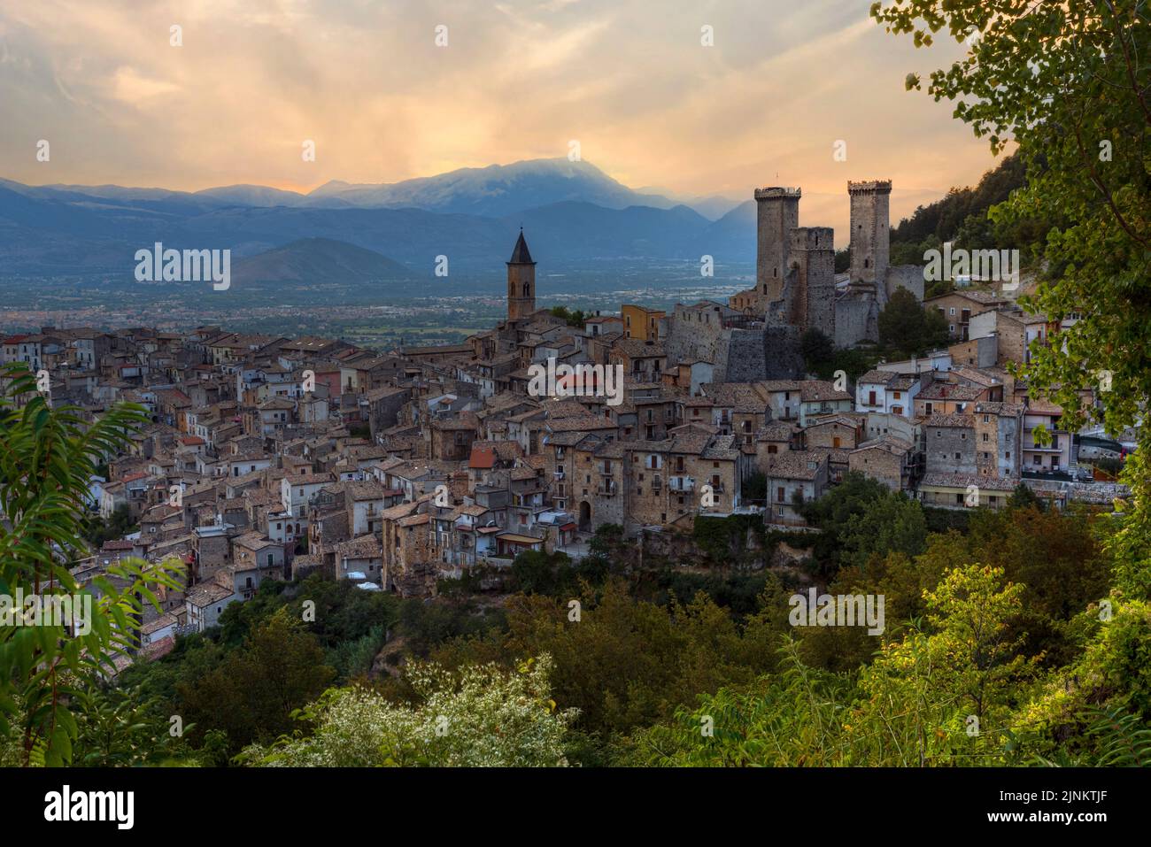 Medieval pacentro hi-res stock photography and images - Alamy