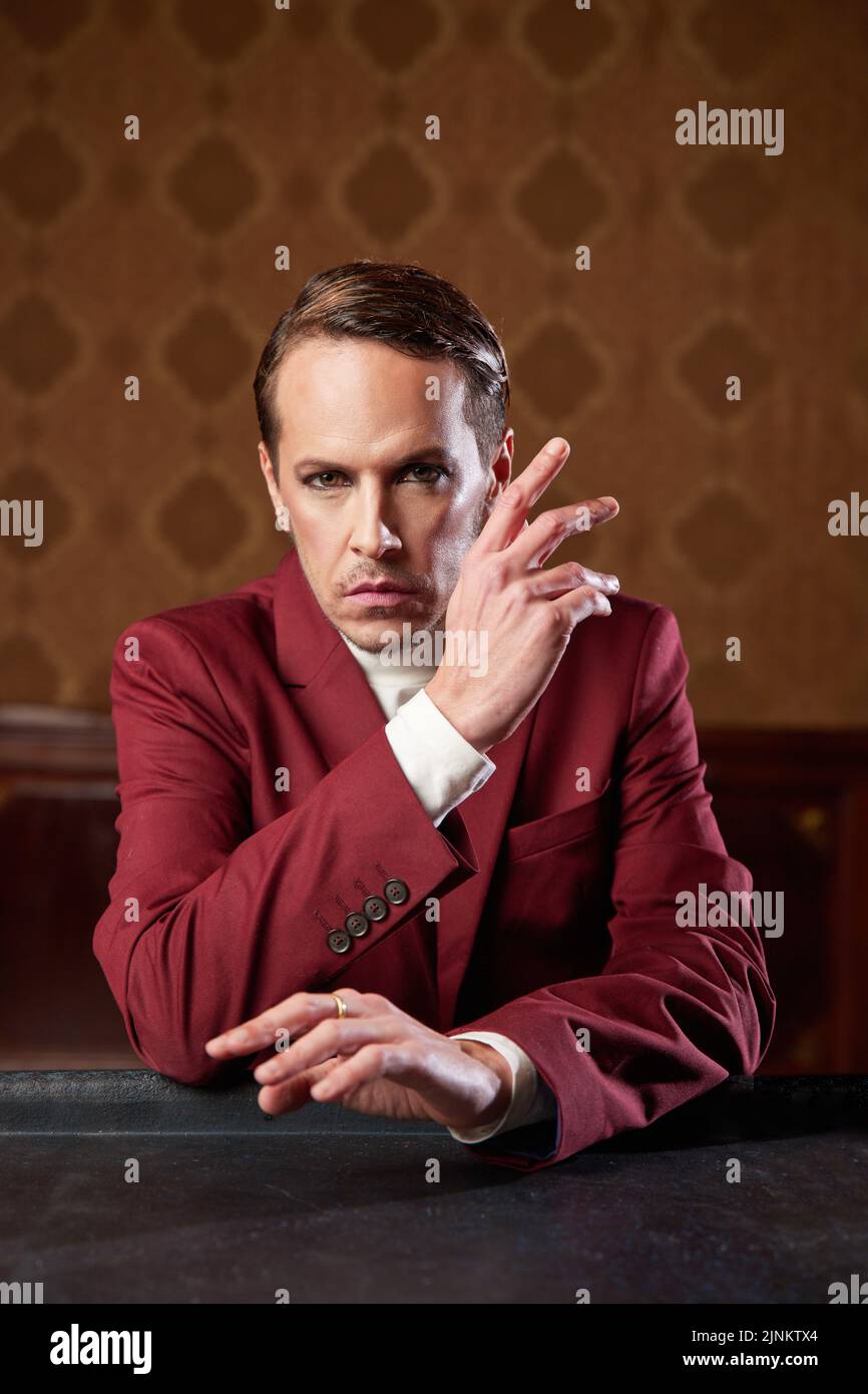 serious, hands, artist, character, actor, hand, artists, characters ...