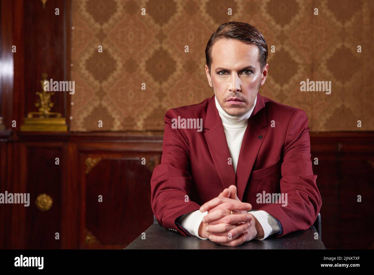 serious, portrait, artist, actor, portraits, artists, actors Stock ...