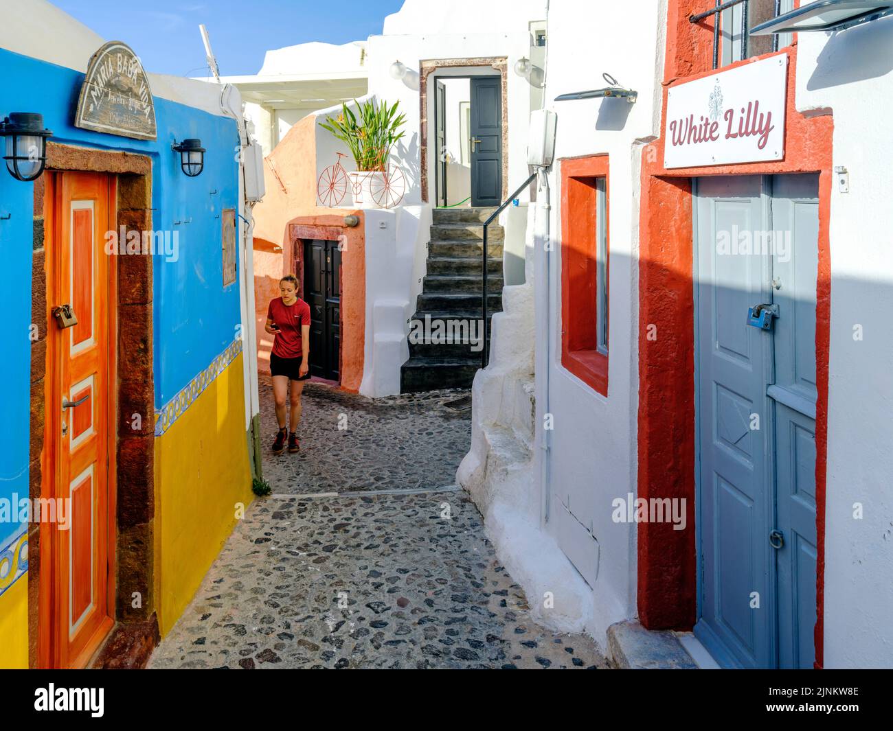 Greece santorini main street oia hi-res stock photography and images ...