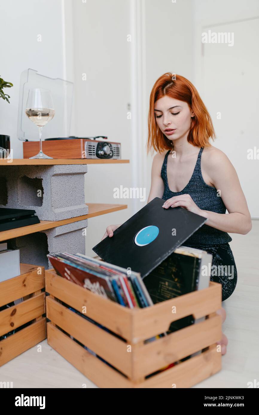 home, retro, record, turntable, select, listening music, homes, old ...