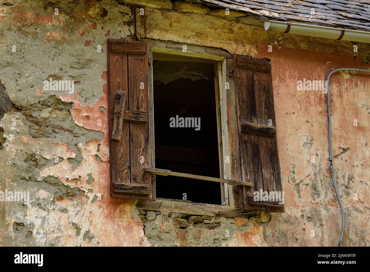 Details of an old house in Les, in the Aran Valley (Lleida, Catalonia ...