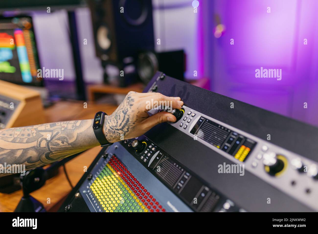 Blender studios hi-res stock photography and images - Alamy