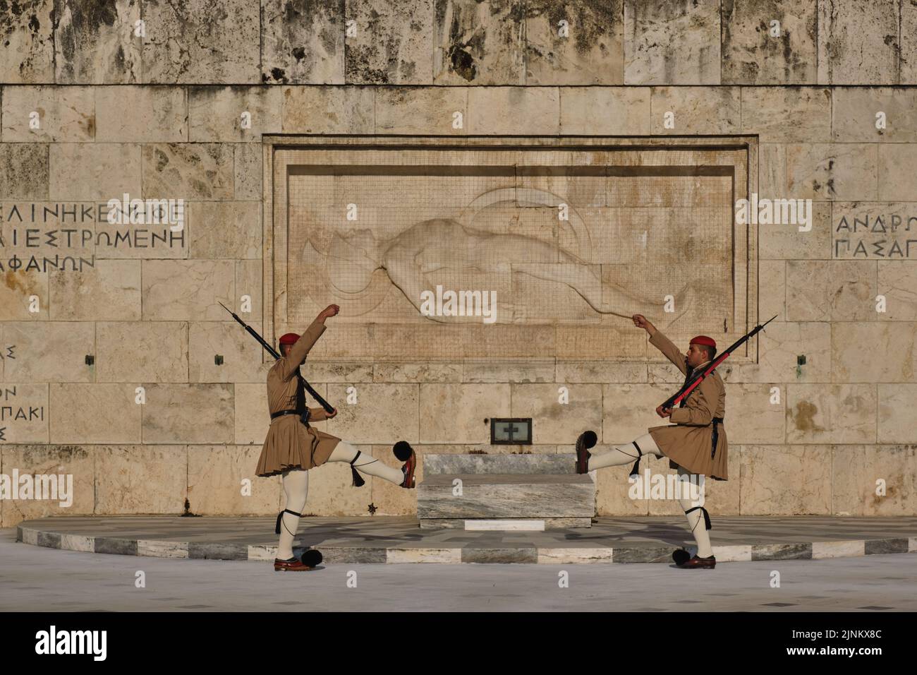 athens, syntagma-platz, wachablösung Stock Photo - Alamy