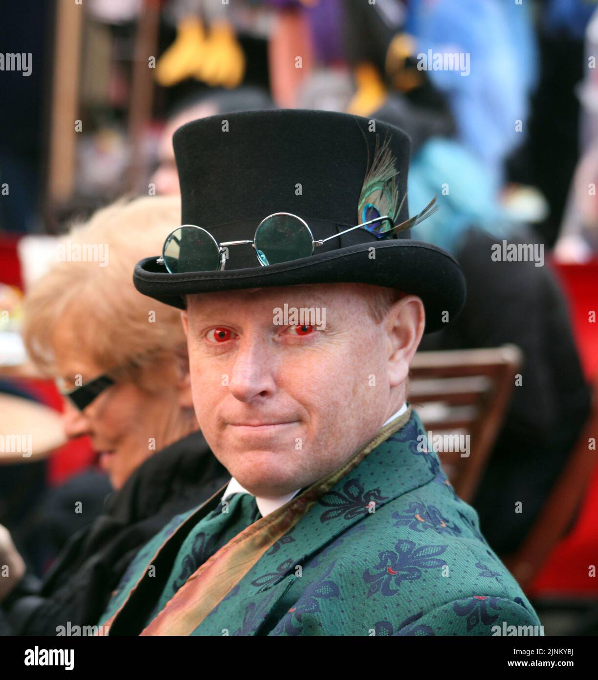 Punk fans hi-res stock photography and images - Alamy