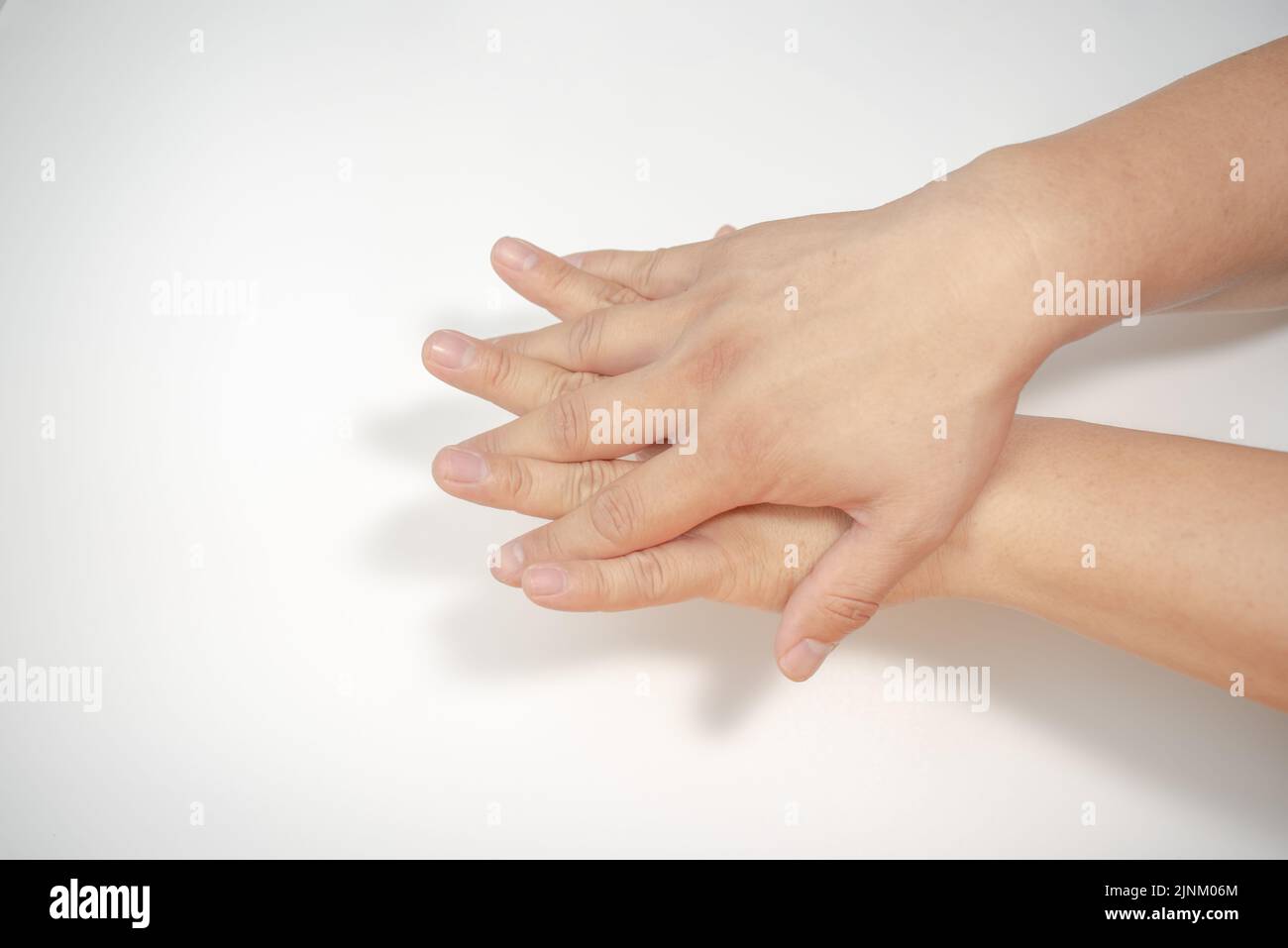 Demonstration of proper hand washing method Stock Photo - Alamy