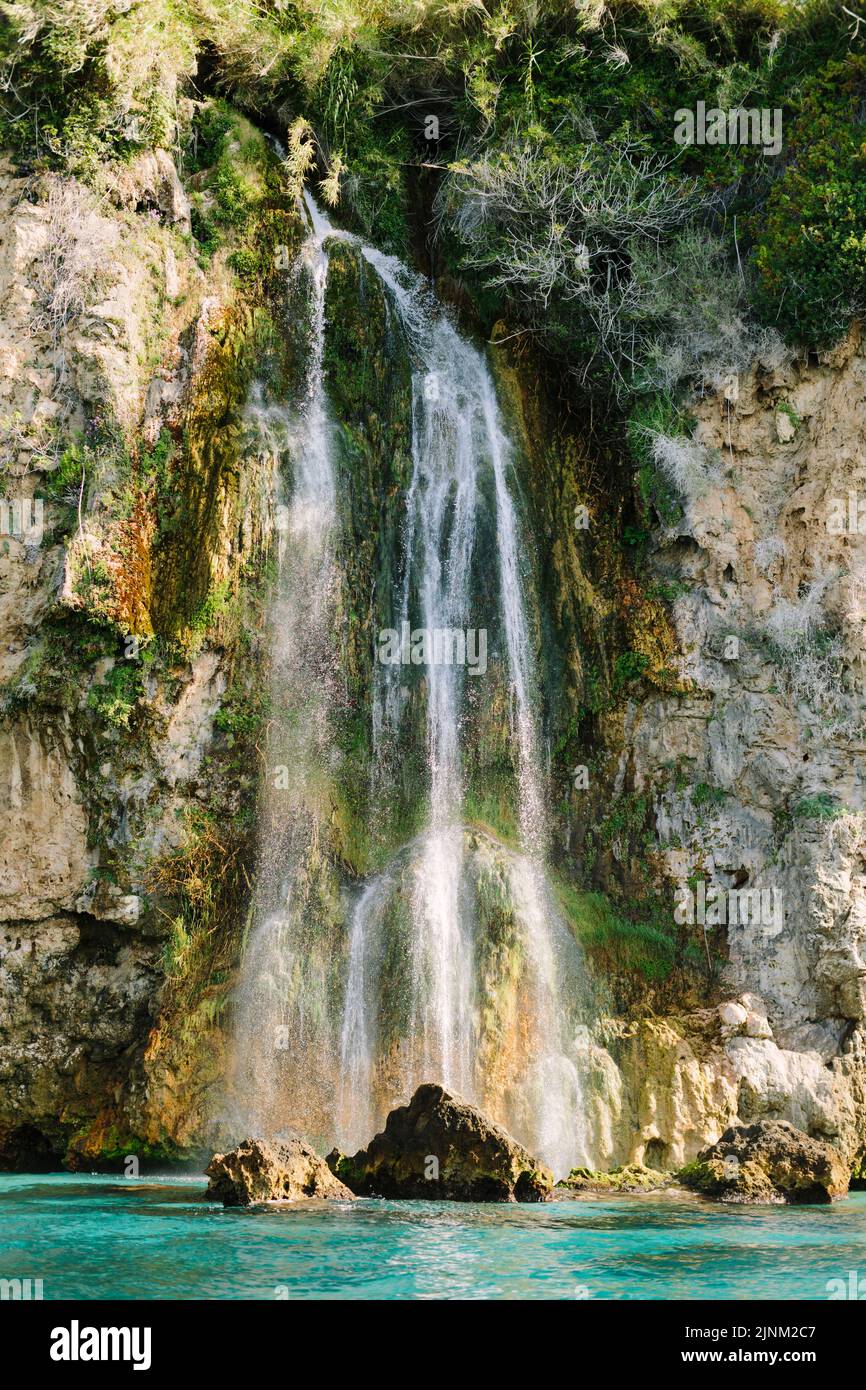 waterfall, cliff, cascade, waterfalls, cliffs Stock Photo - Alamy