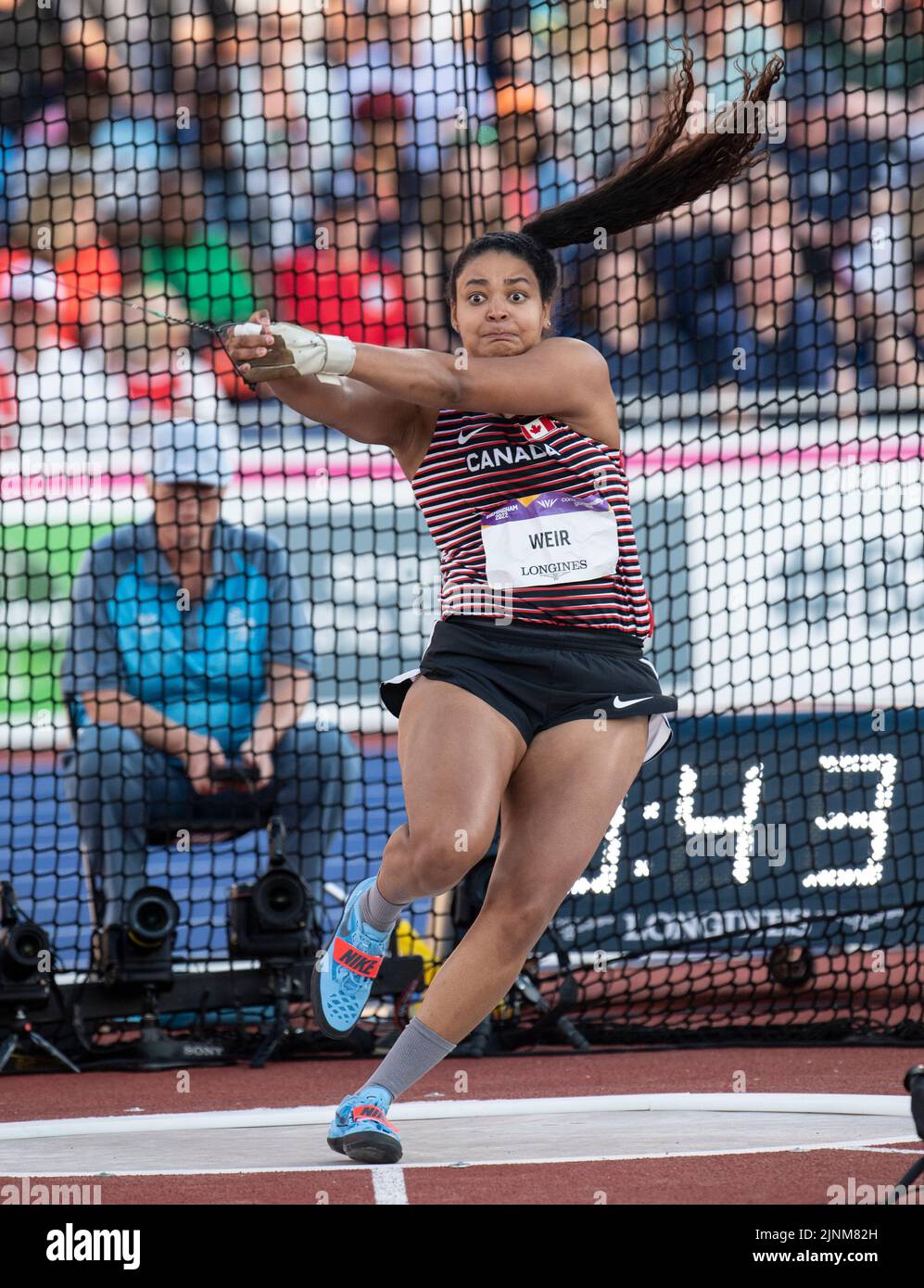 Jillian Weir of Canada competing in the women’s hammer final at the ...