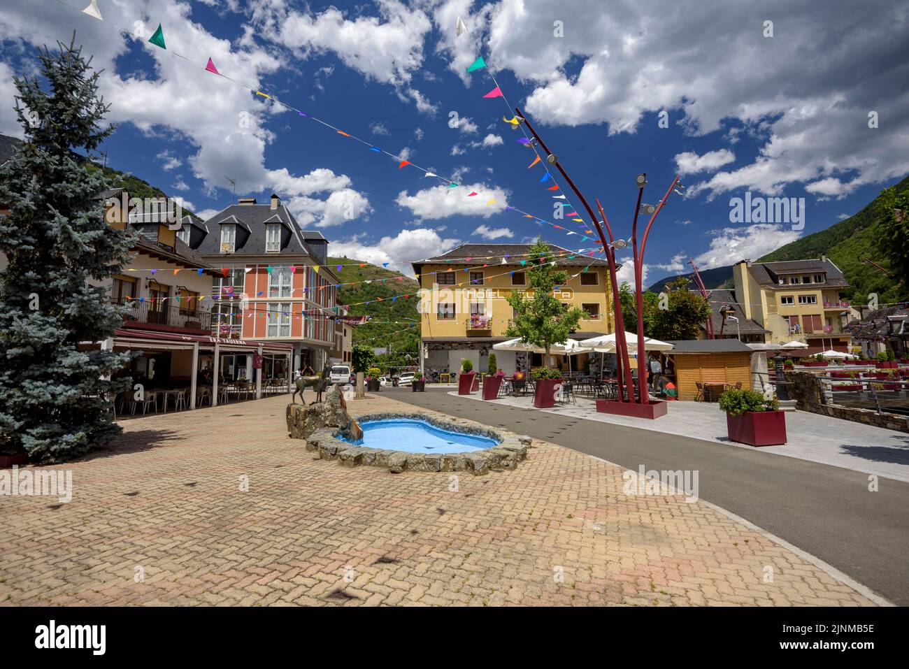 Bandera de midi pirineos hi-res stock photography and images - Alamy