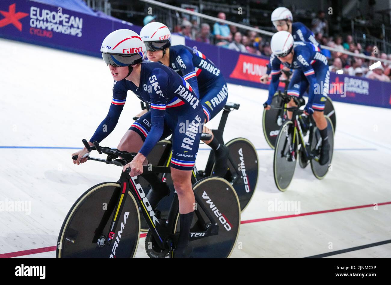 Munich, Germany. 12th Aug, 2022. Track cycling: European Championships, exhibition hall C1, team ...
