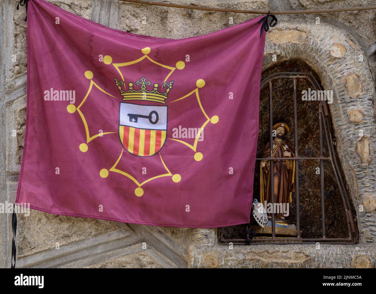 Bandera de midi pirineos hi-res stock photography and images - Alamy