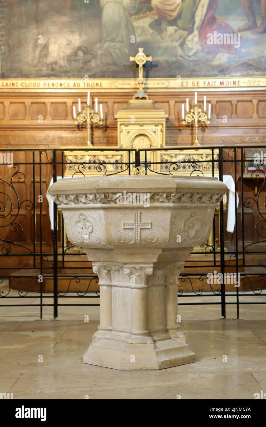 Eglise saint clodoald hi-res stock photography and images - Alamy