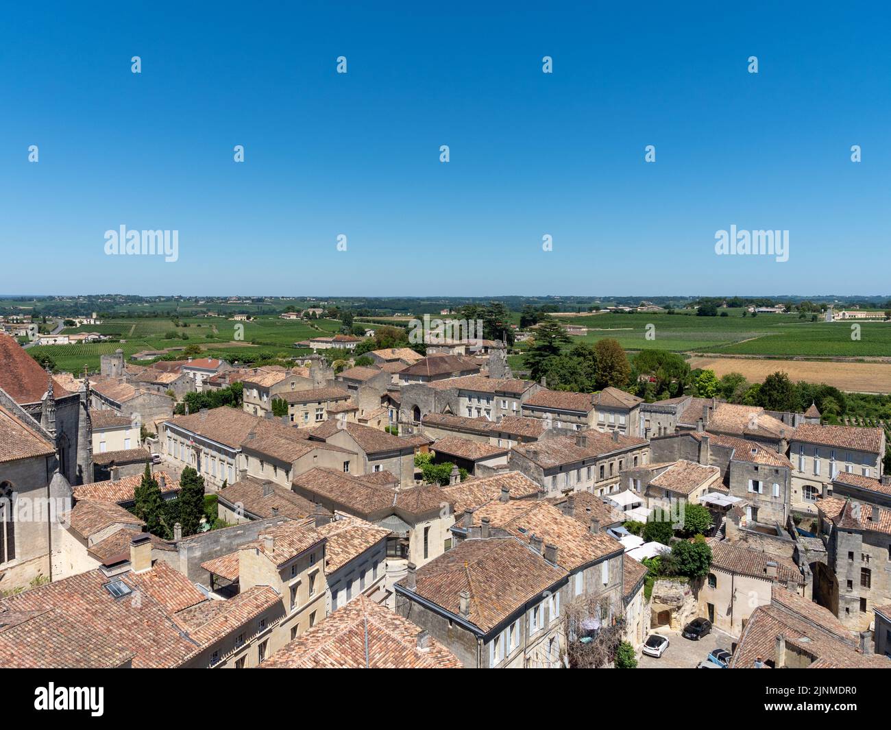 Saint emilion medieval city hi-res stock photography and images - Alamy