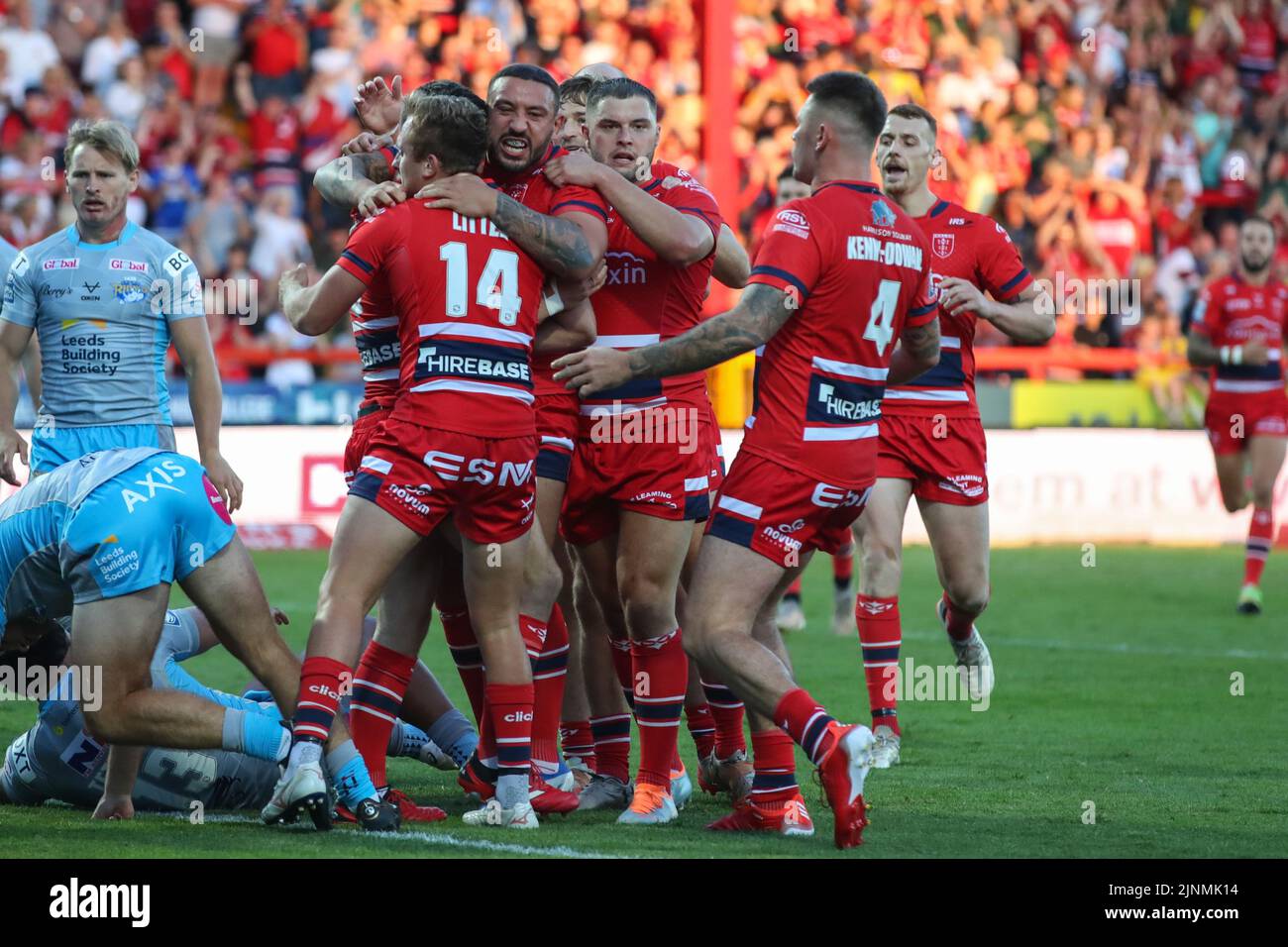 Matt Parcell #9 of Hull KR celebrates his try Stock Photo - Alamy