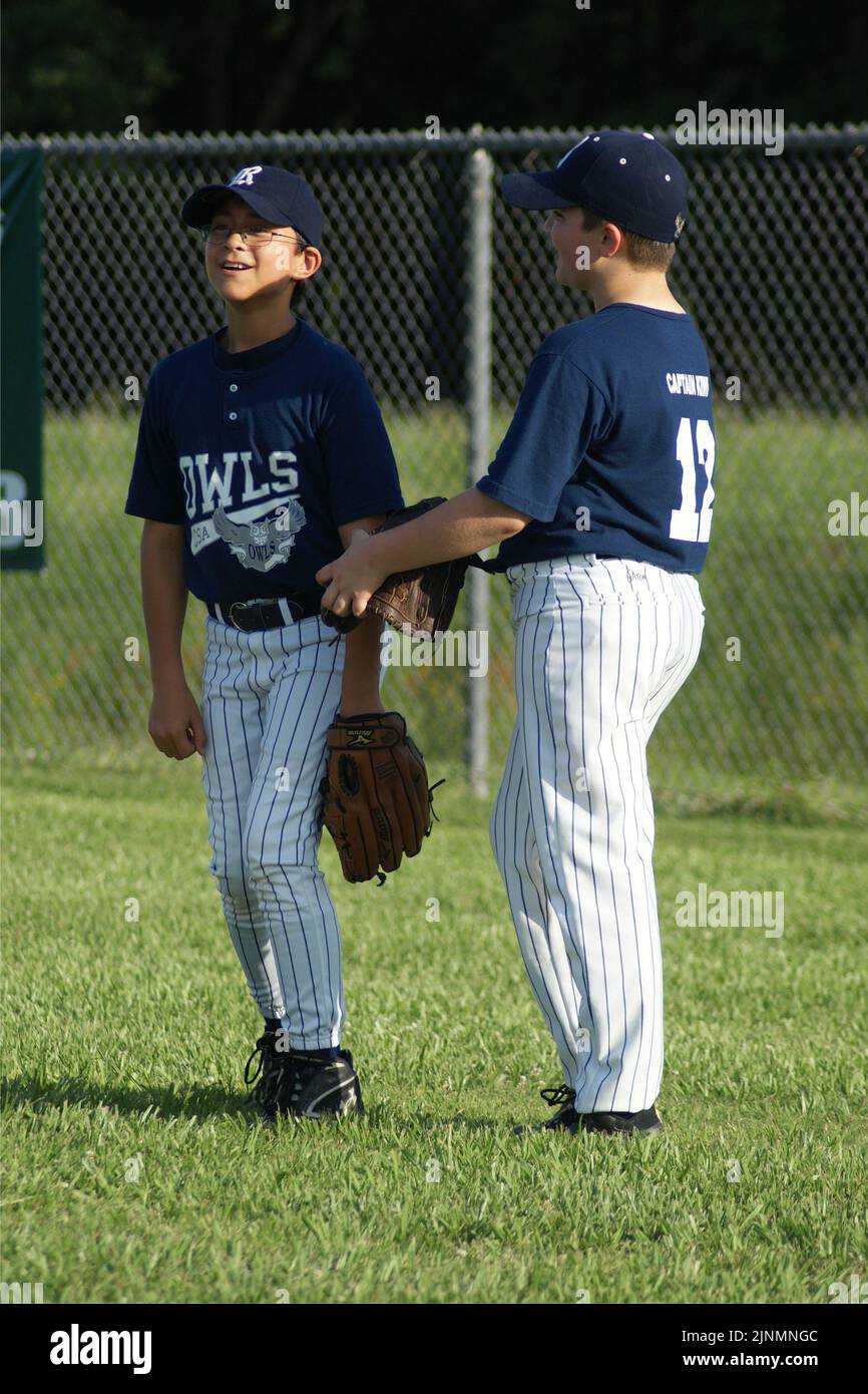 Cheerful teammates hi-res stock photography and images - Alamy