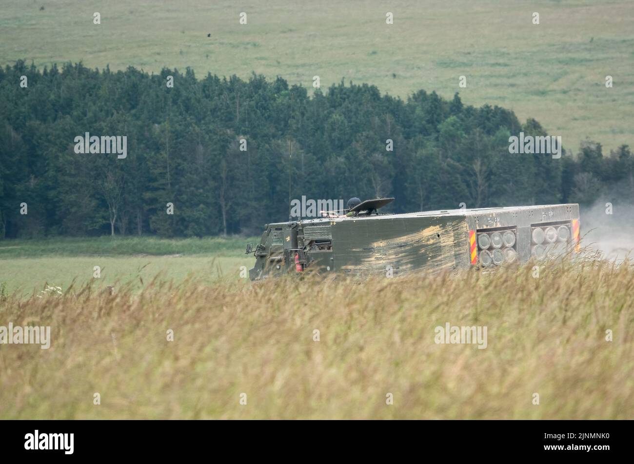 British army self propelled M270 Multiple Launch Rocket System (MLRS ...