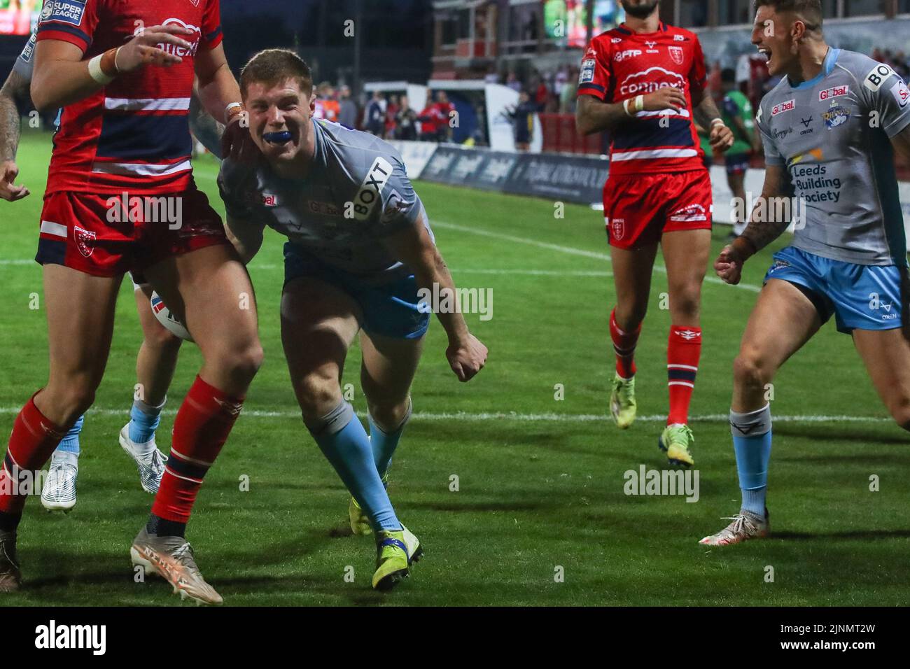 Morgan Gannon #21 of Leeds Rhinos celebrates his try Stock Photo - Alamy