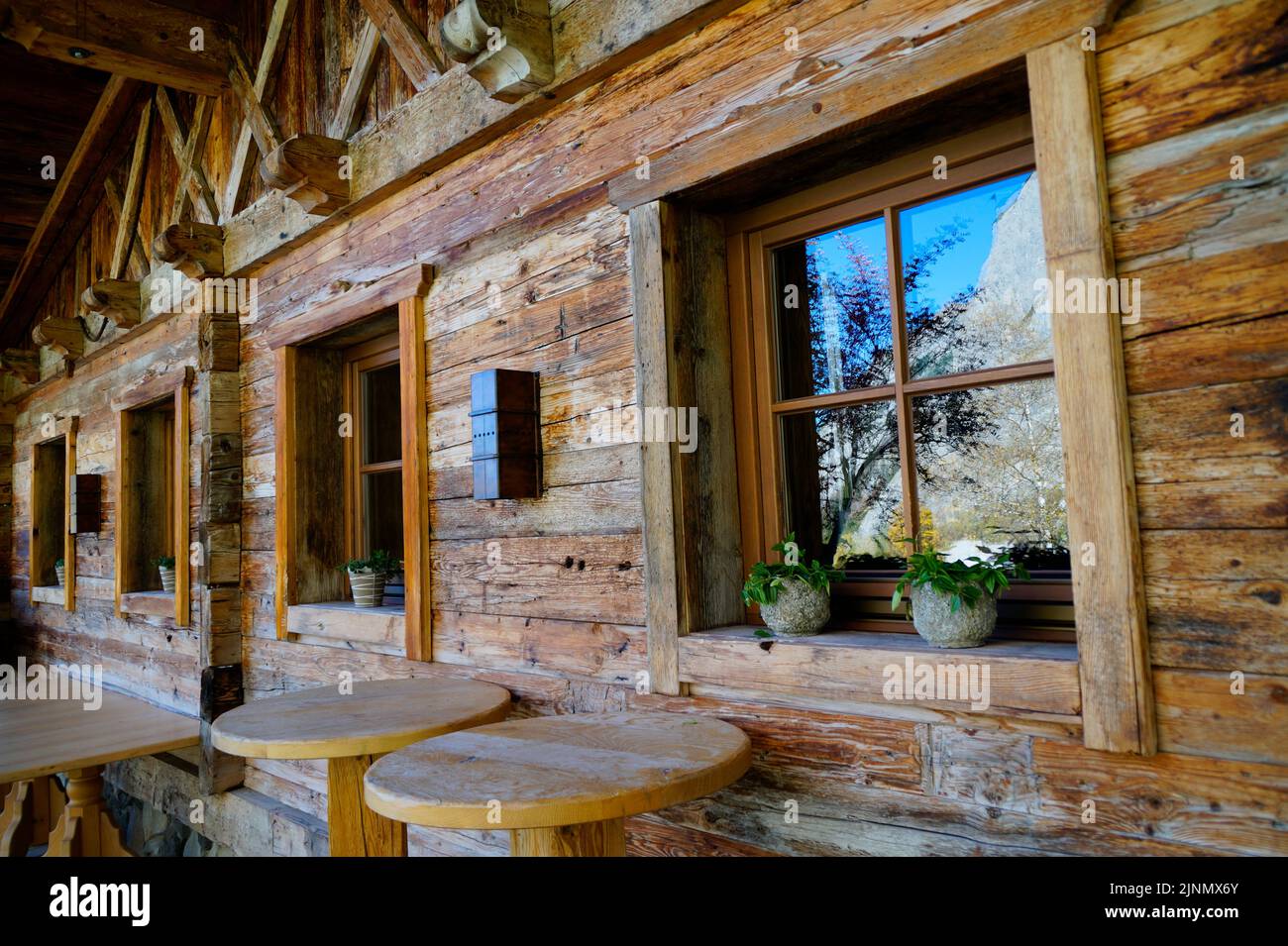 Traditional wooden alpine house hi-res stock photography and images - Alamy