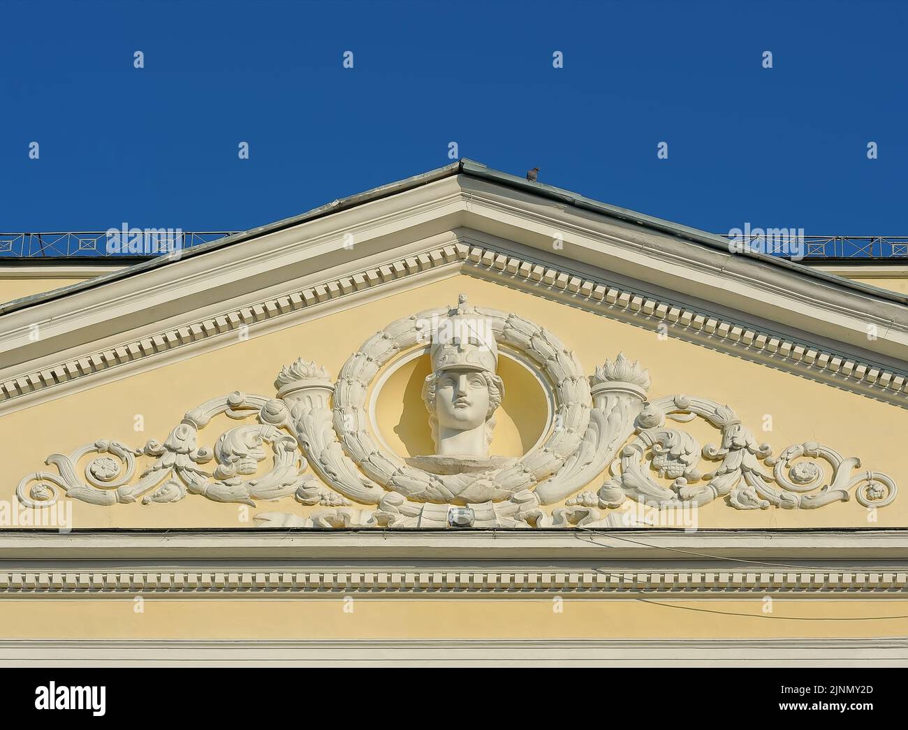 Mascaron architecture in old building hi-res stock photography and ...