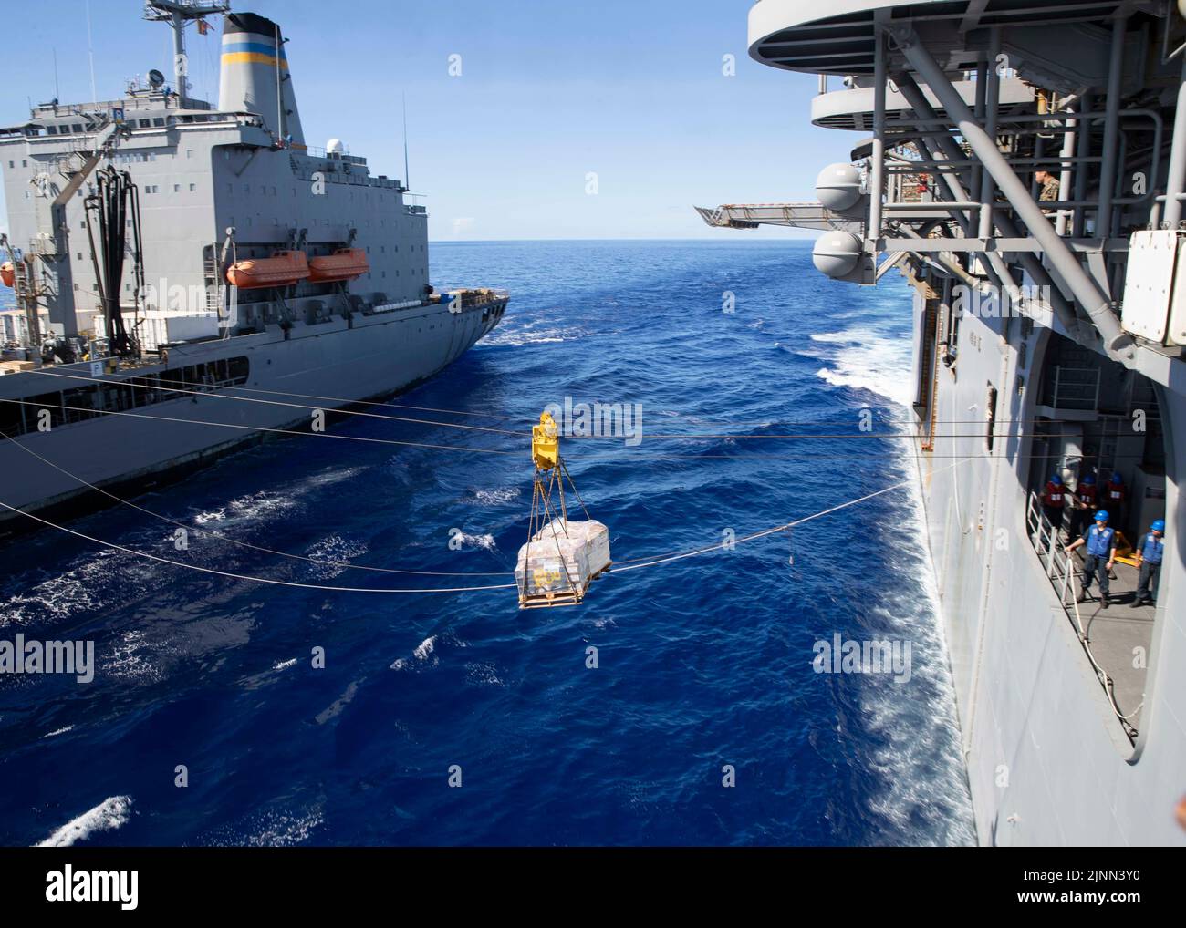 220811-N-TT639-1347 PHILIPPINE SEA (Aug. 11, 2022) – Amphibious assault ...