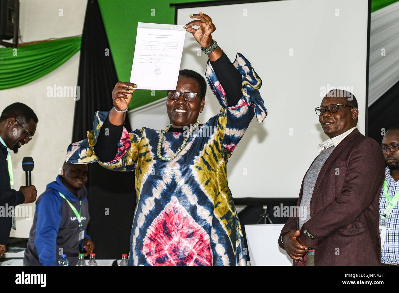 Nakuru, Kenya. 12th Aug, 2022. Liza Chelule displays her certificate ...