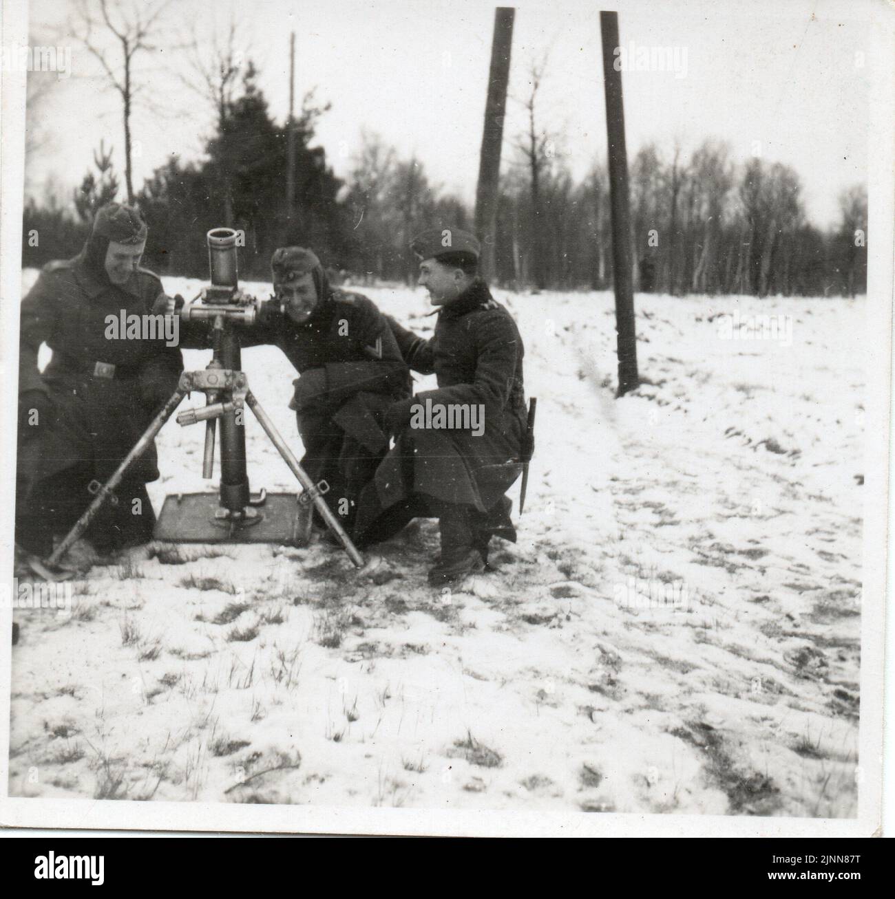 Mortars ww2 hi-res stock photography and images - Alamy