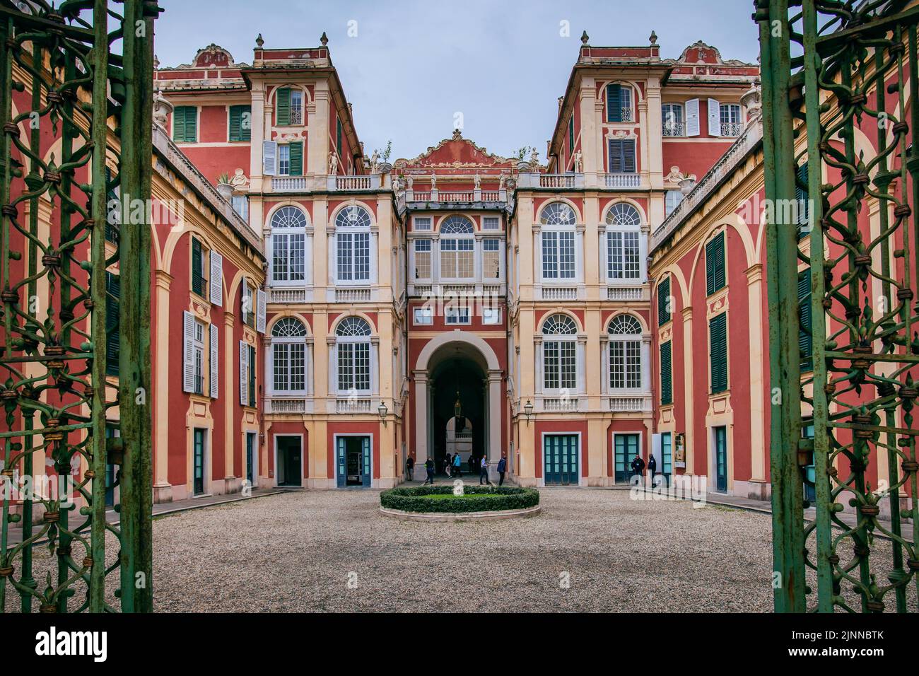 Palazzo royal hi-res stock photography and images - Alamy