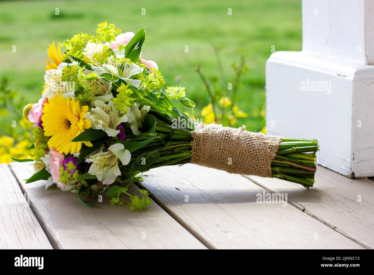 Babys breath floral hi-res stock photography and images - Alamy