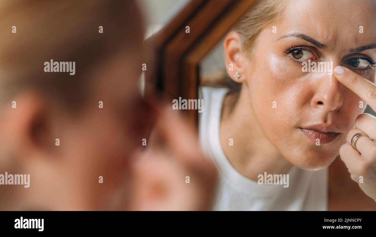 Body dysmorphic disorder, conceptual image Stock Photo - Alamy