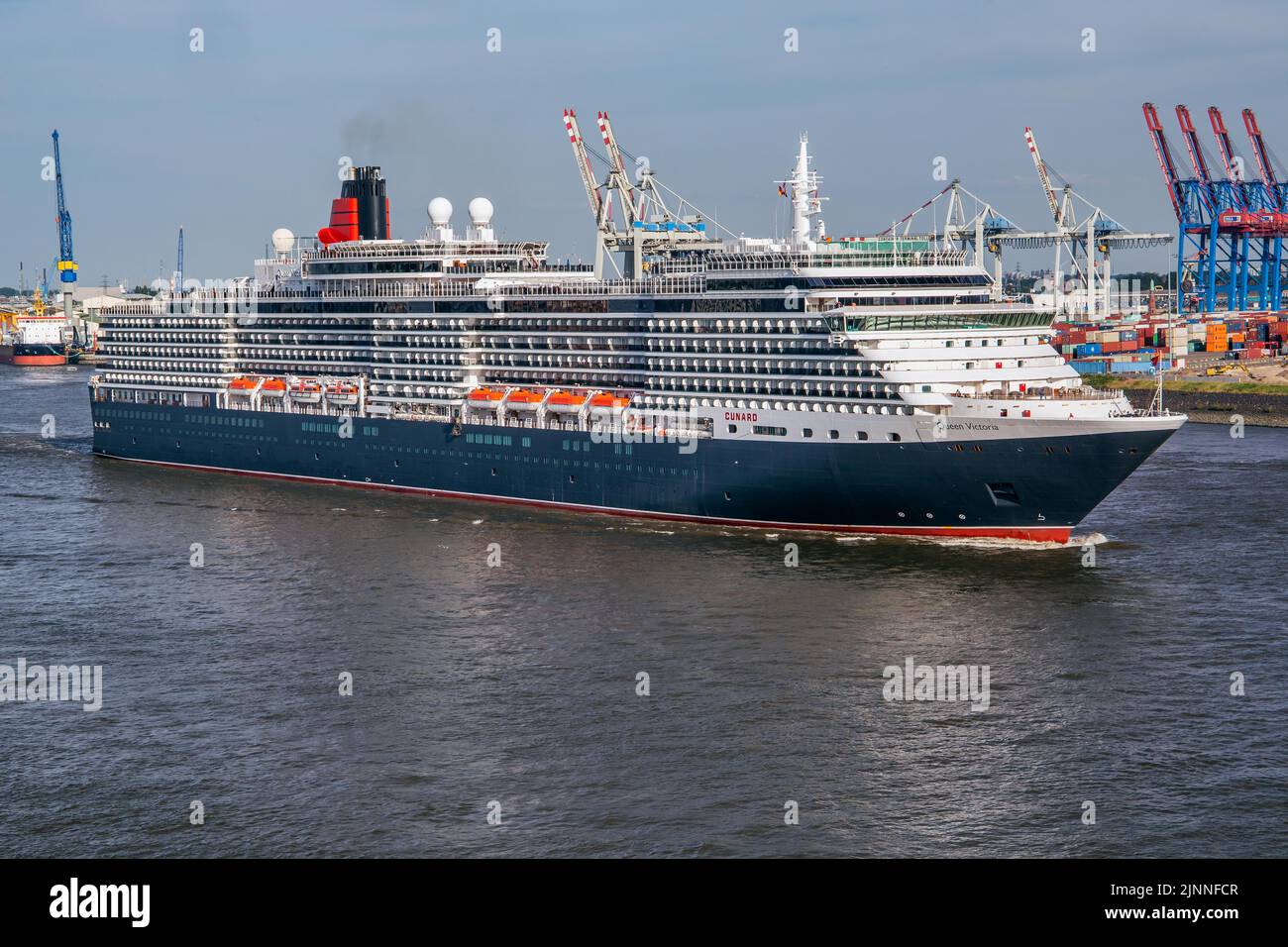 Cruise ship Queen Victoria on the Elbe in the Port of Hamburg, Hamburg ...