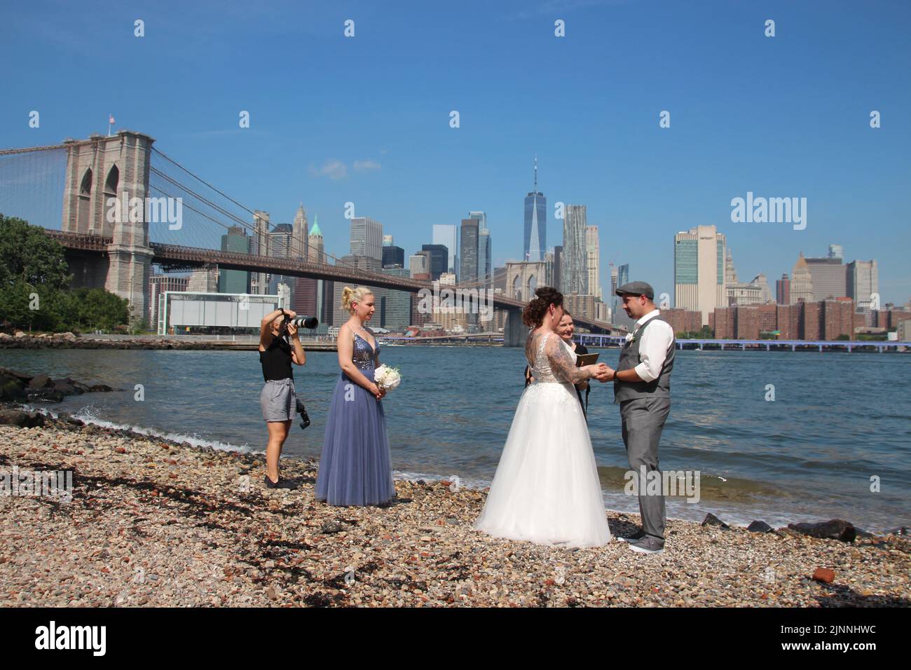 New York, USA. 02nd Aug, 2022. The bride and groom Annika Heisig (m ...
