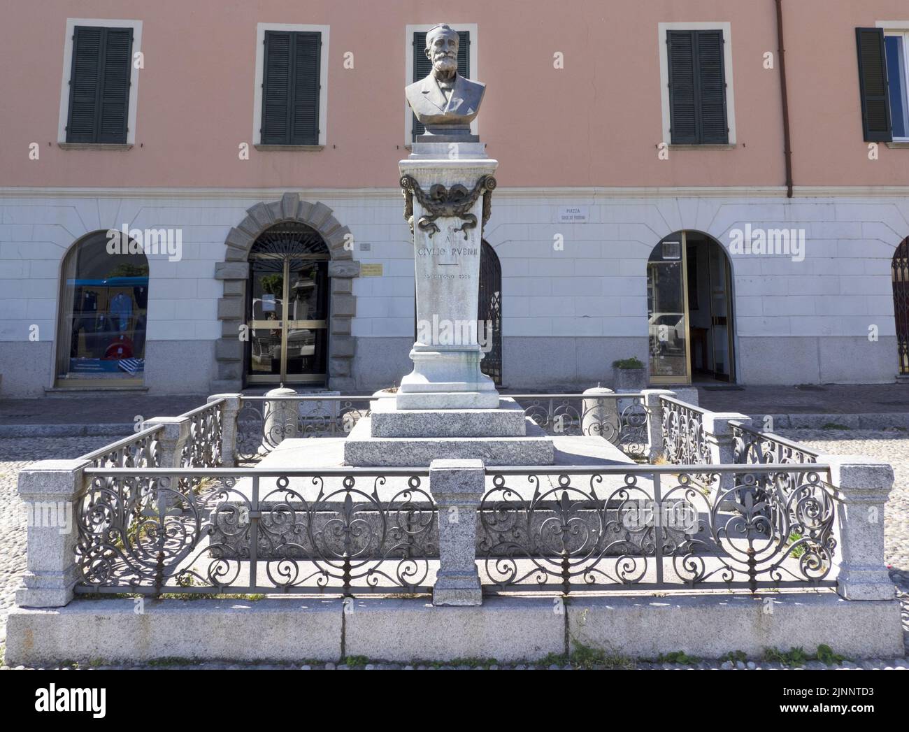 Bronze monument to Giulio Rubini, 1920.Dongo, Como lake,Italy Stock ...