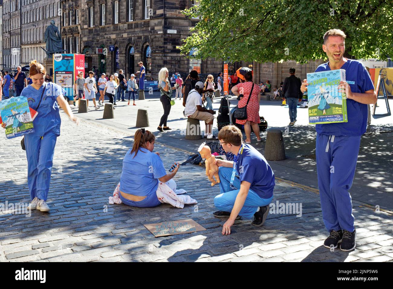 Fringe group hi-res stock photography and images - Alamy