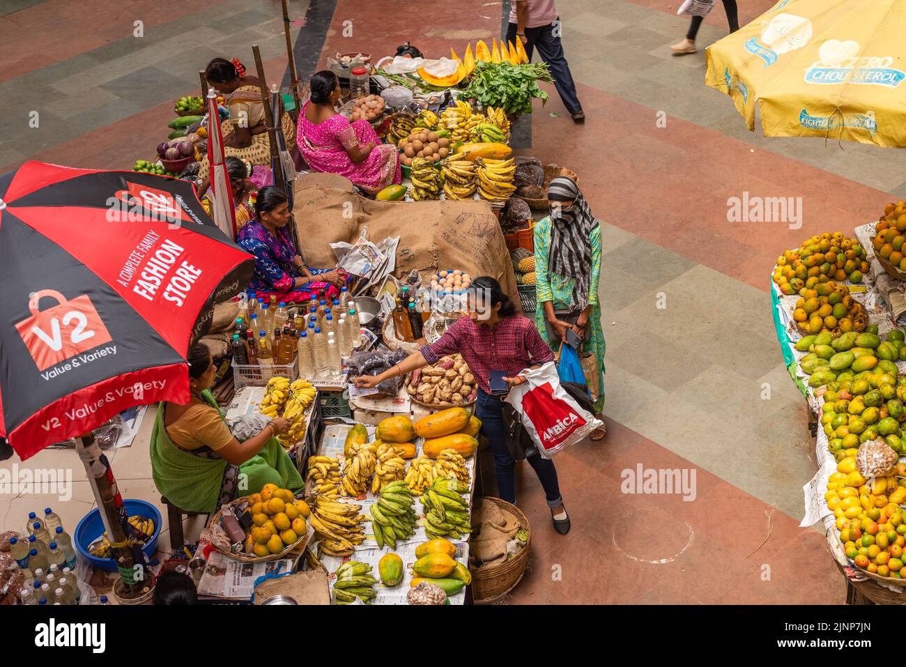 Kiosk setup hi-res stock photography and images - Alamy